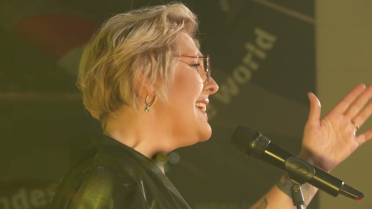 Estraadiraadio & Kaire Vilgats "Suveöö uni" - YouTube