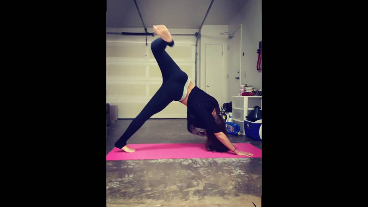 Mildly sexy, intensely awkward yoga session - YouTube
