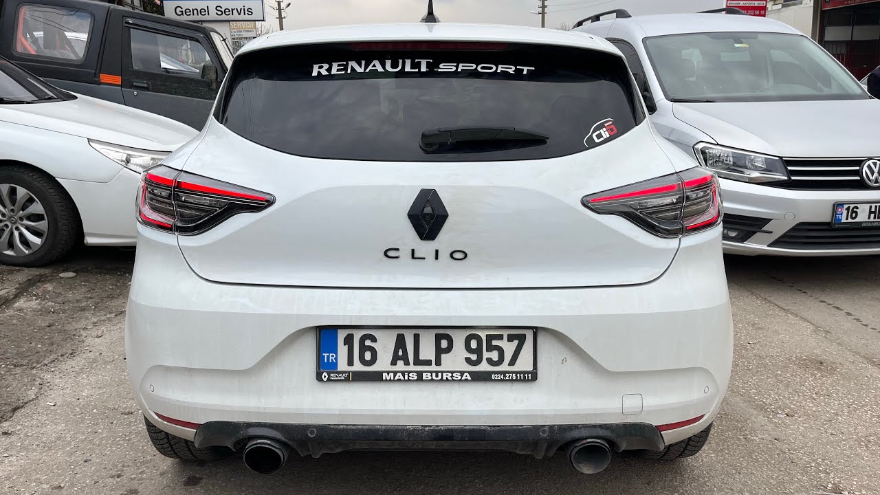 Clio 5 Touch Araca Alpine İcon Stop Montaj #reels #car #tuning #clio - YouTube
