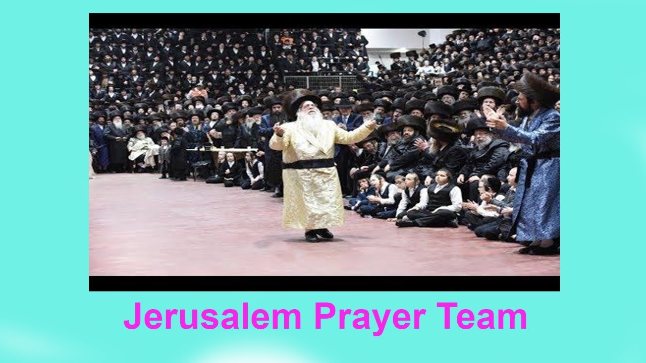 Sanzer Rebbe Dancing || Mitzvah Tantz || Ceremony || Culture - YouTube