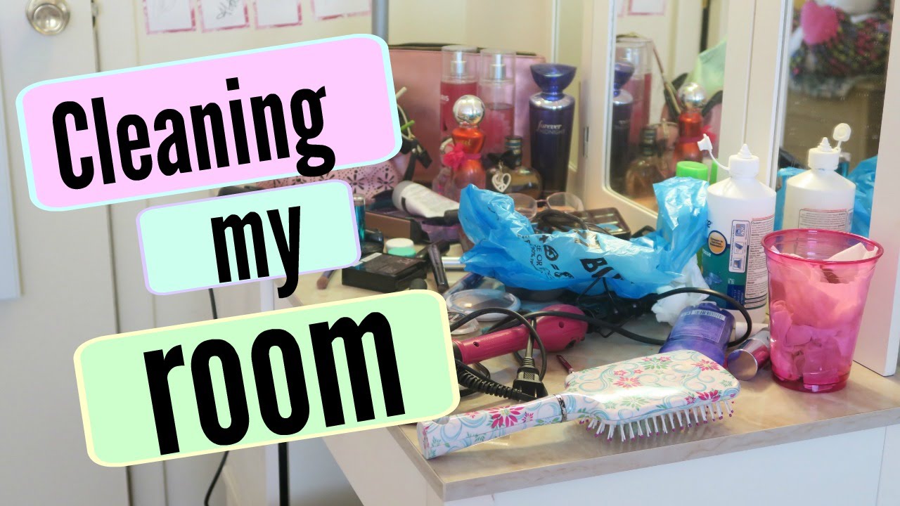 Cleaning My Room! - YouTube
