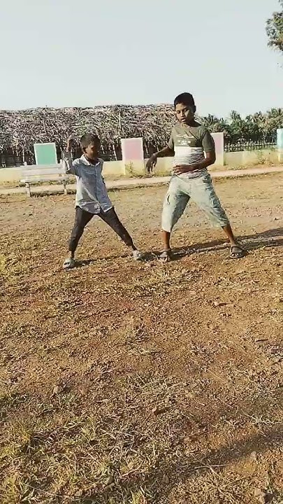 yogesh and Balaji dancing for naan ready - YouTube