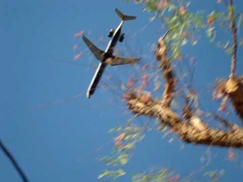 airplanes flying over my house (PART-1) - YouTube