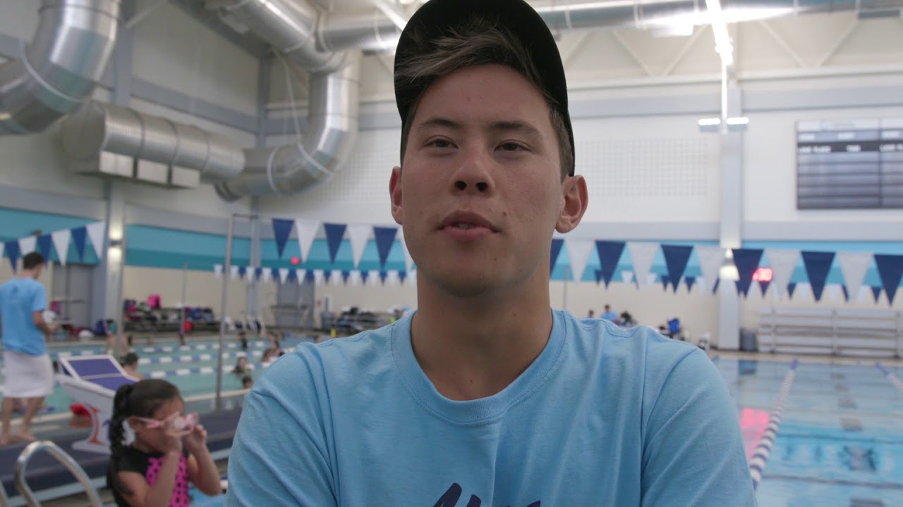 Athlete Volunteers Help Kids Learn to Swim - YouTube