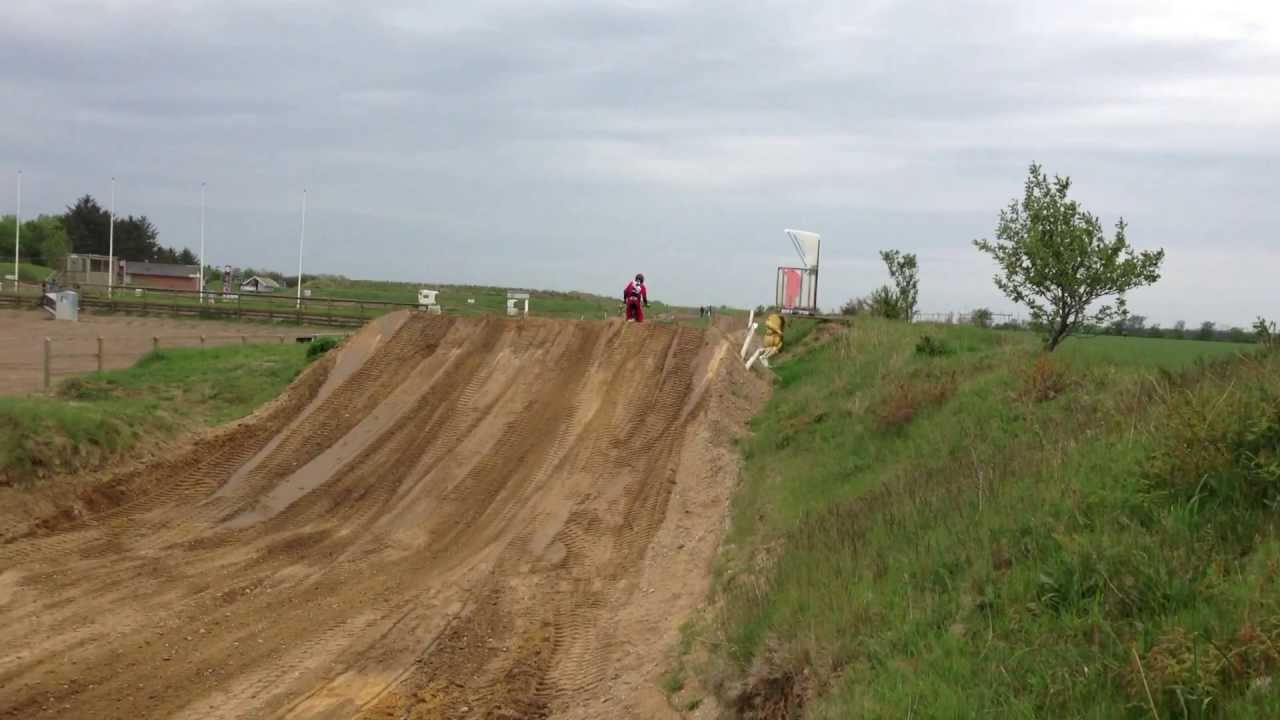 Vmcc Racing - #1 - YouTube