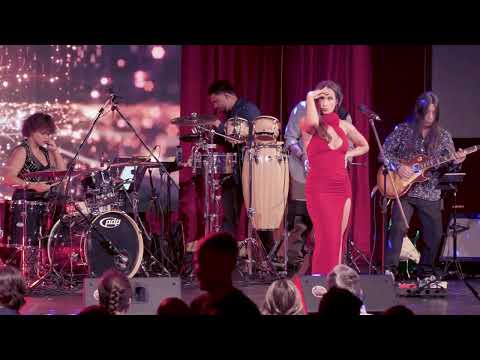 Diana Fuentes - Amargo Pero Dulce (Live)
