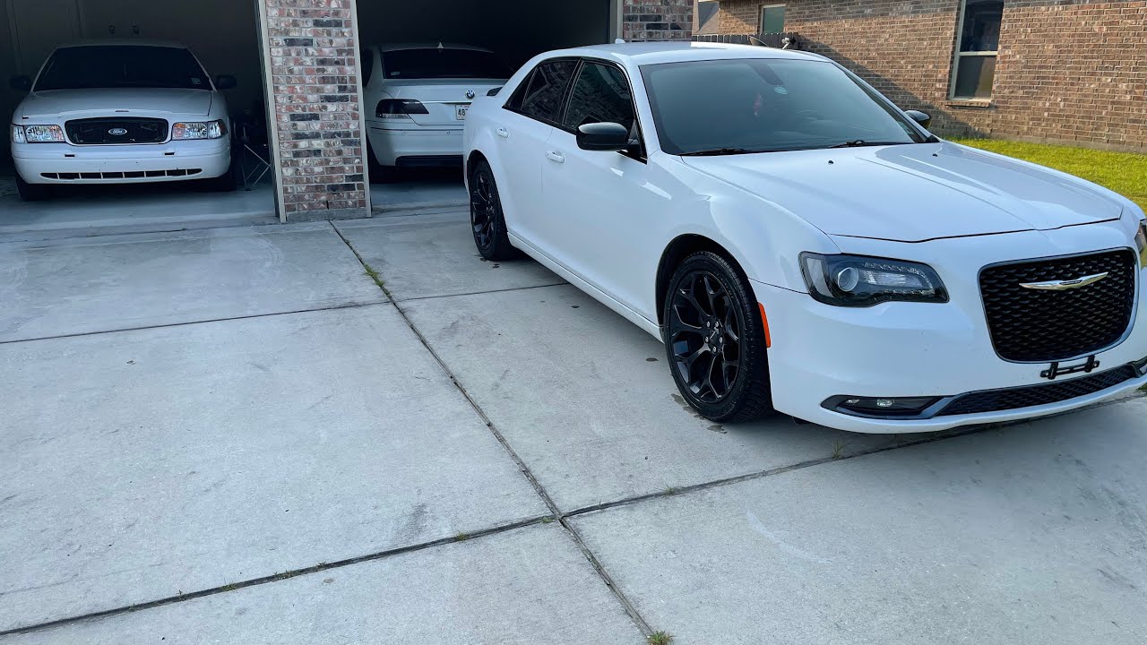 2019 Chrysler 300s mods so far #chrysler300 #mopar - YouTube