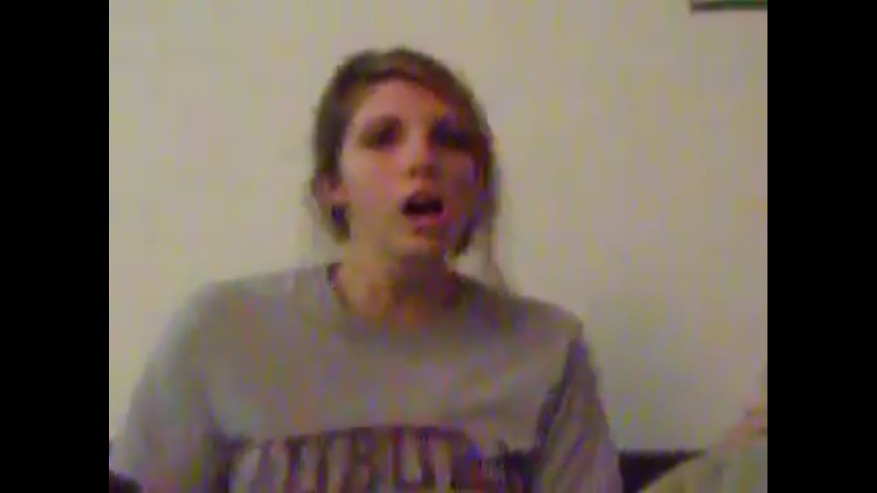 Sexy Brunette Girl Smelly Burps Youtube