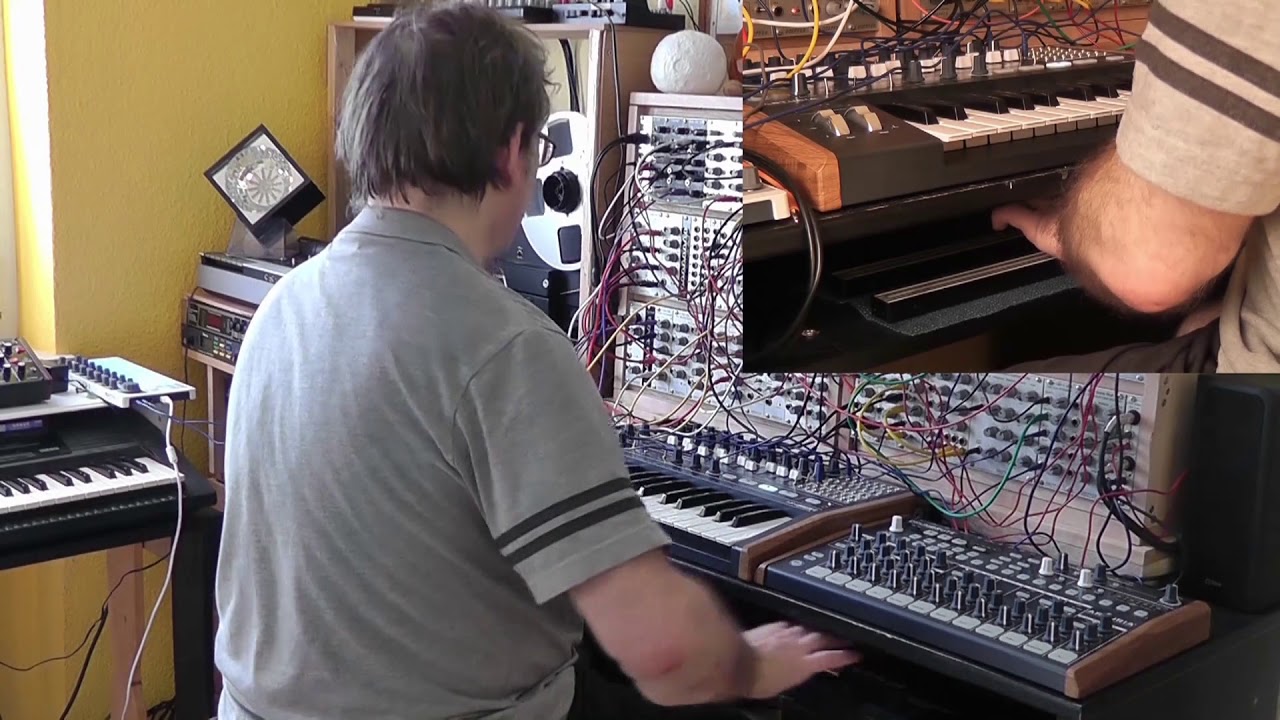 Trautonium-Day Part 1 - 1st Patch 2 Trautonium Controller with 4 VCOs ...