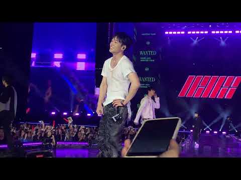 iKON ‘But You’ in Pasadena Rose Bowl KAMP 2022