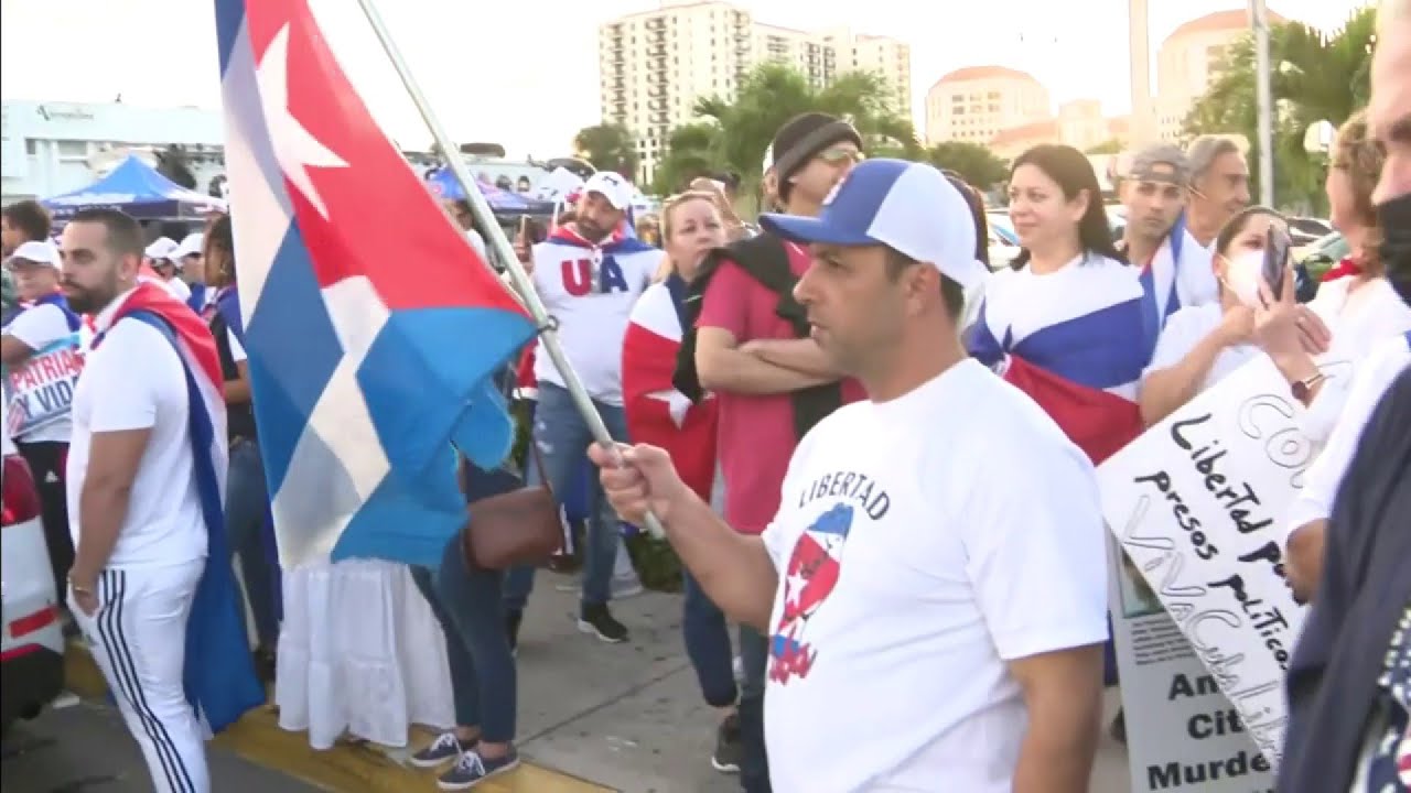 Cubans in Miami participate in 'Patria y Vida' demonstration in Little ...