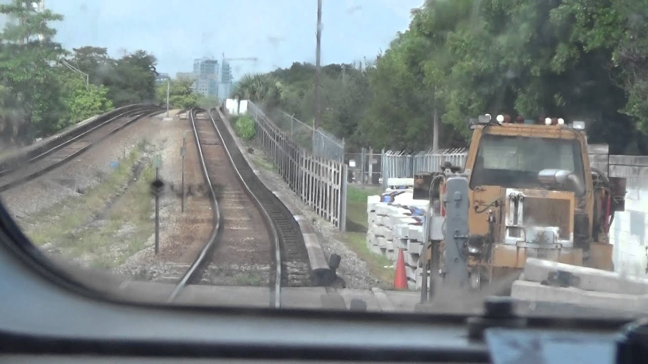 Metro-rail maintenance - YouTube