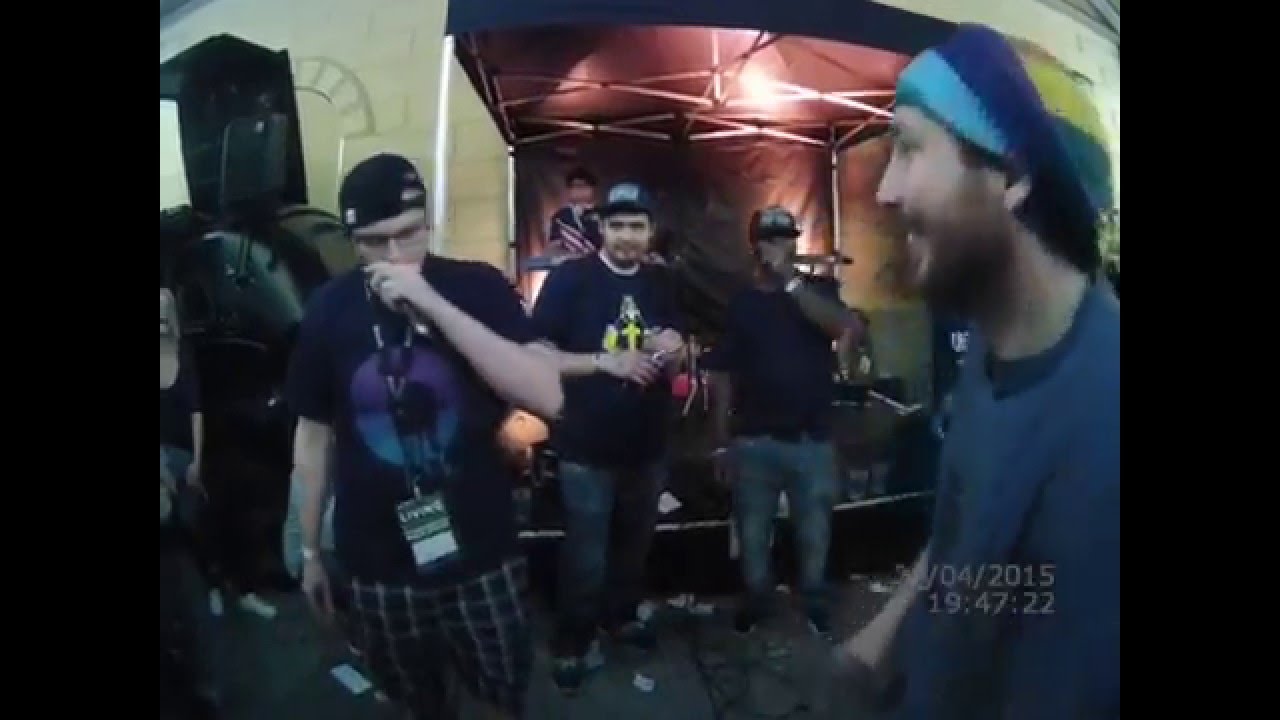 Freestyle Rap-Battle: Lara Croft vs. Donald Duck (Rollenspiel / Duell ...