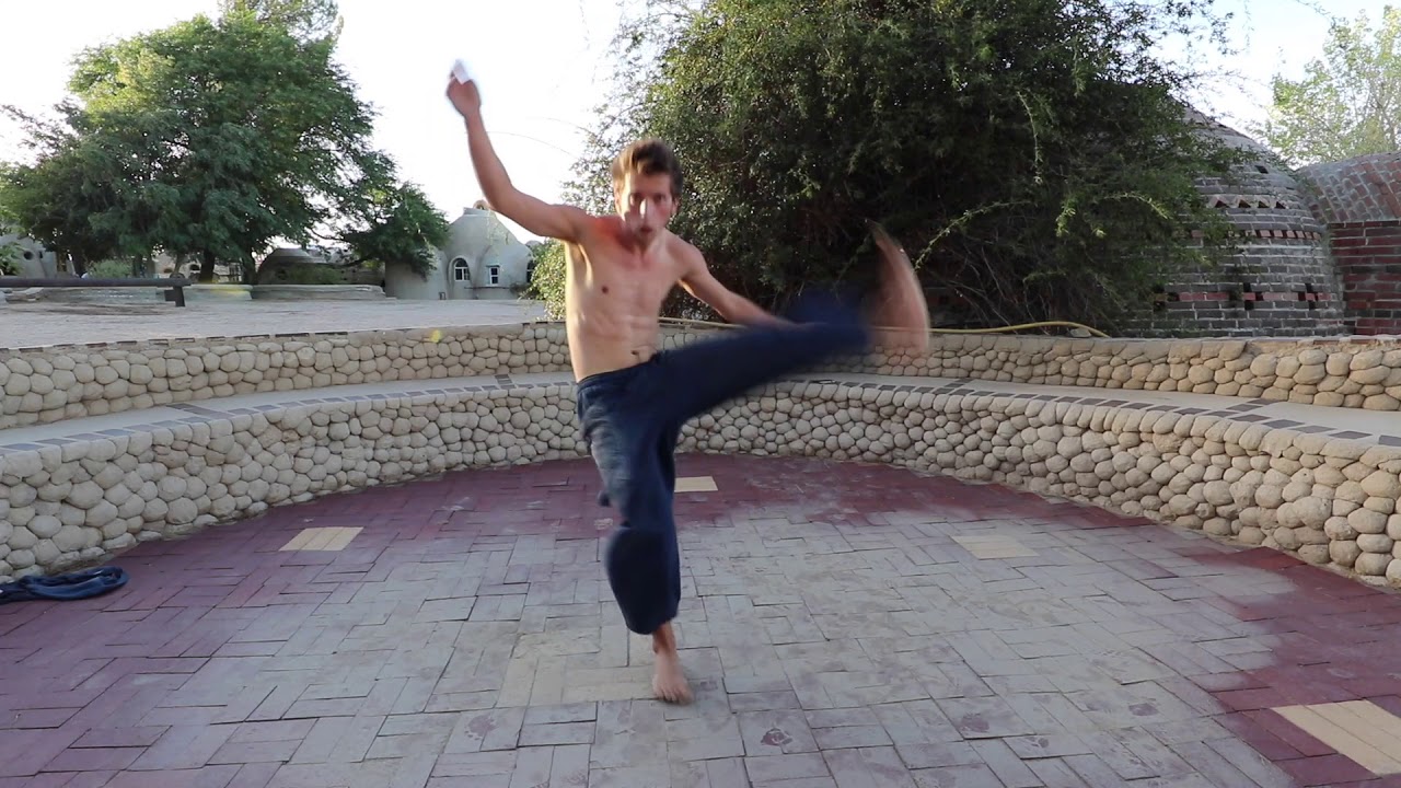 Capoeira/Wonder Sticks - YouTube