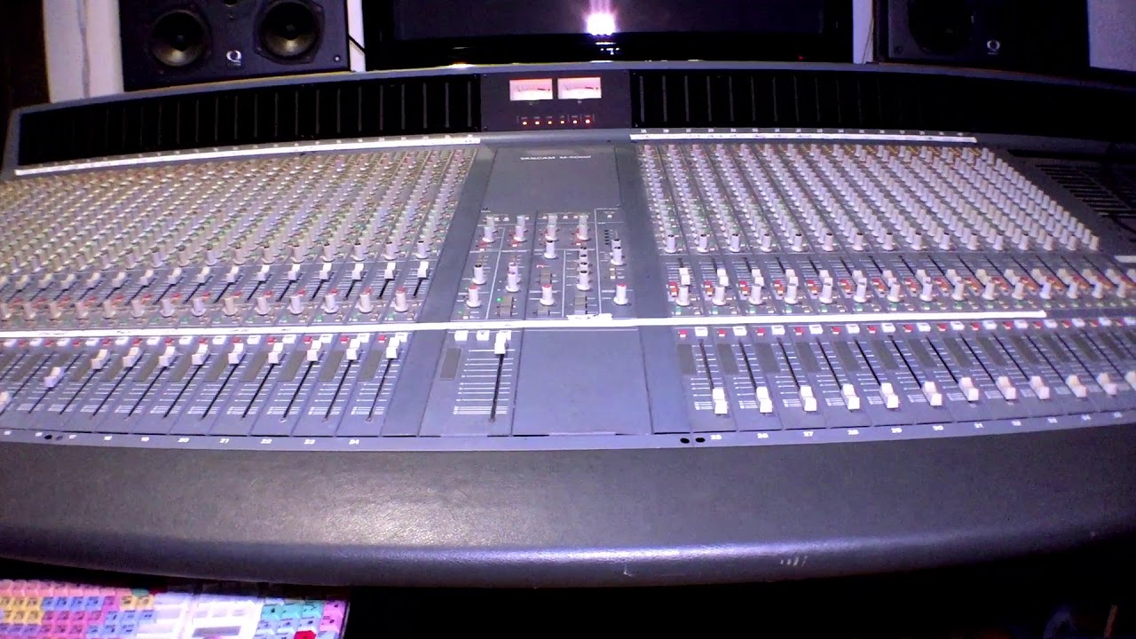 Tascam m 5000 mixer amplifier