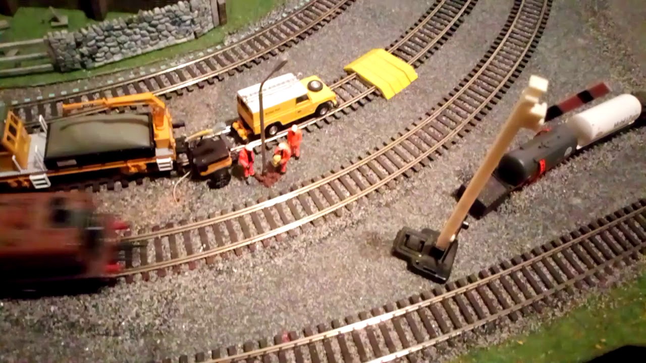 Train Set up - YouTube