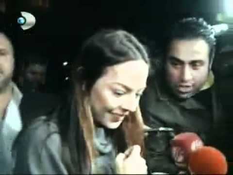 Ebru Gundes Dogumdan Sonra ilk Kez Kamera Karsisinda Part 1