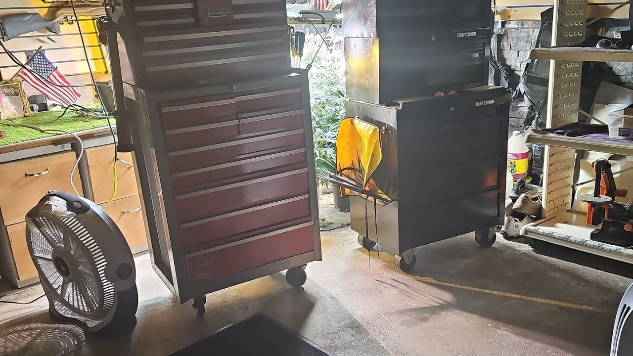 A DIY aquarium with scrap plexiglass - YouTube