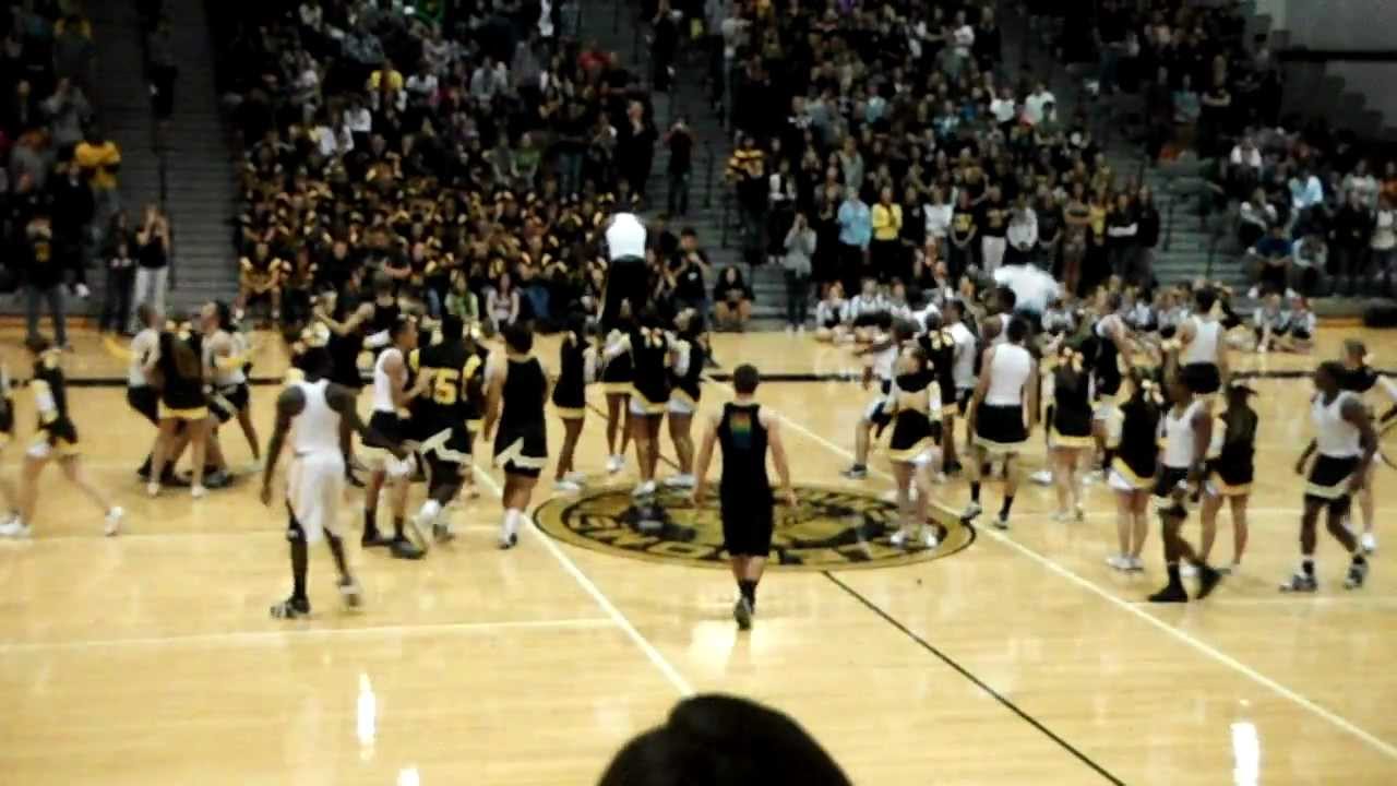 Freedom Highschool 2011 Co-Ed Cheerleaders (; - YouTube