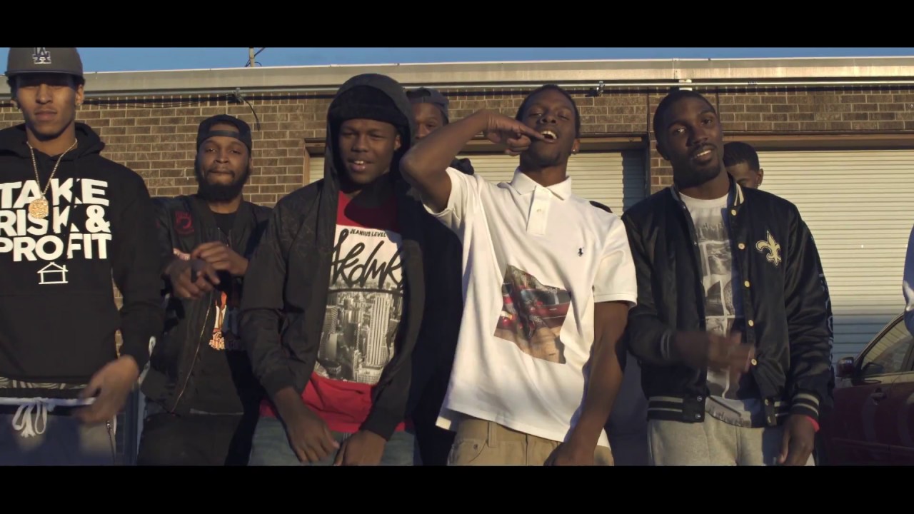 AWMB - Go To War Ft. Yung Al - YouTube