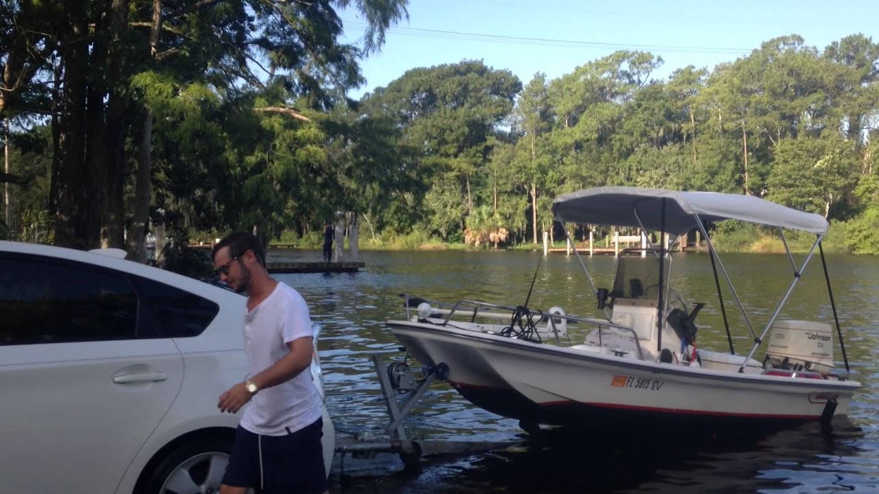 Prius Towing Boat (14' Boston Whaler 70hp Johnson) - YouTube