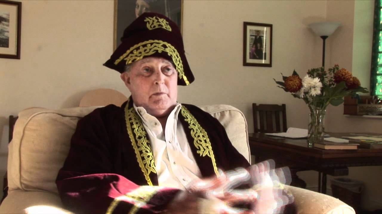 James Riordan about Chyngyz Aitmatov - YouTube