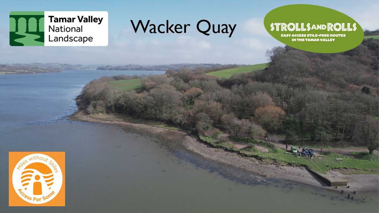 Wacker Quay Strolls and Rolls - YouTube
