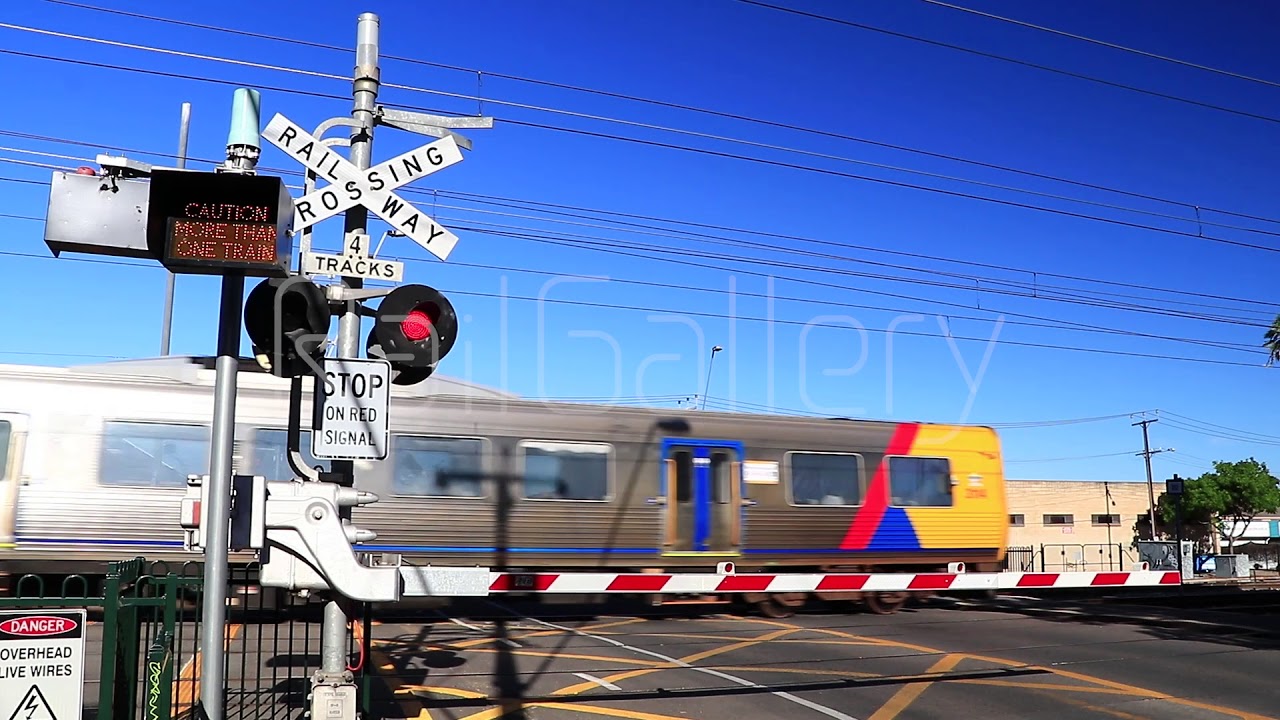 RailGallery_20161117_638 | Railway Level Crossing | Adelaide, SA - YouTube