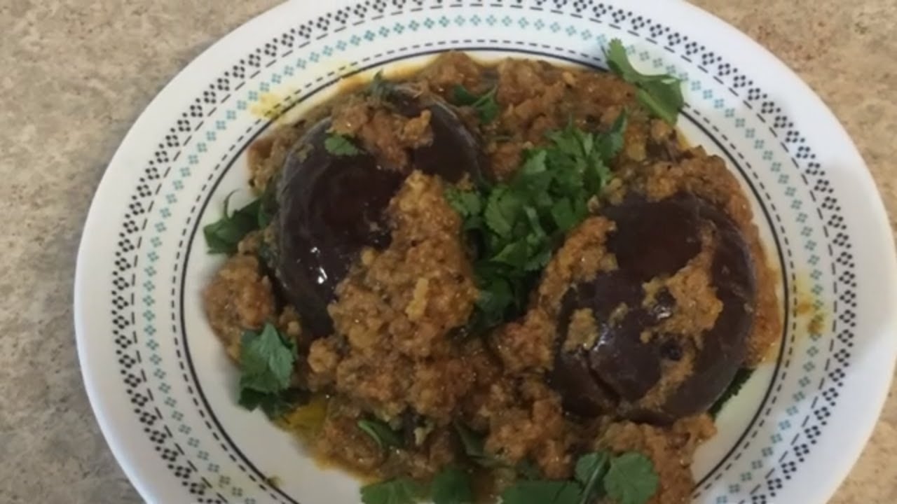How To Make Bharali Vangi - YouTube
