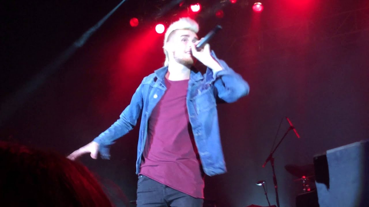 Colton Dixon Live at Concert - YouTube