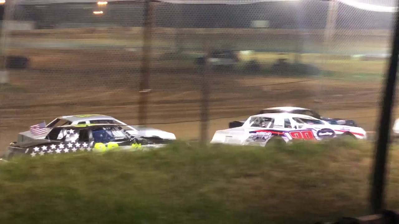 105 speedway A-main 8-18-18 - YouTube
