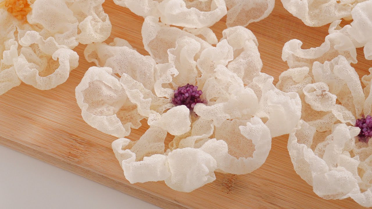 Only 3 ingredients! 🌼Crispy Blooming Rice Paper Flower! Cheap and tasty ...