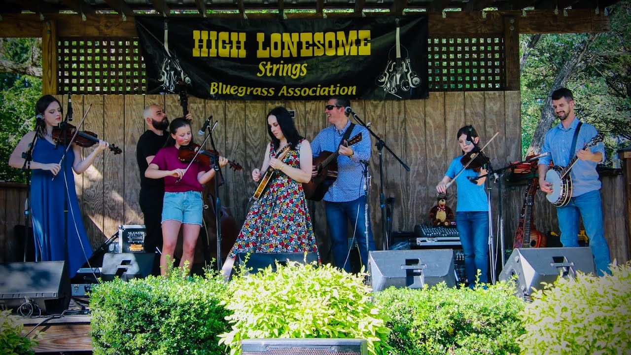 Wheel Hoss with Darin and Brooke Aldridge | Bluegrass Fiddle - YouTube