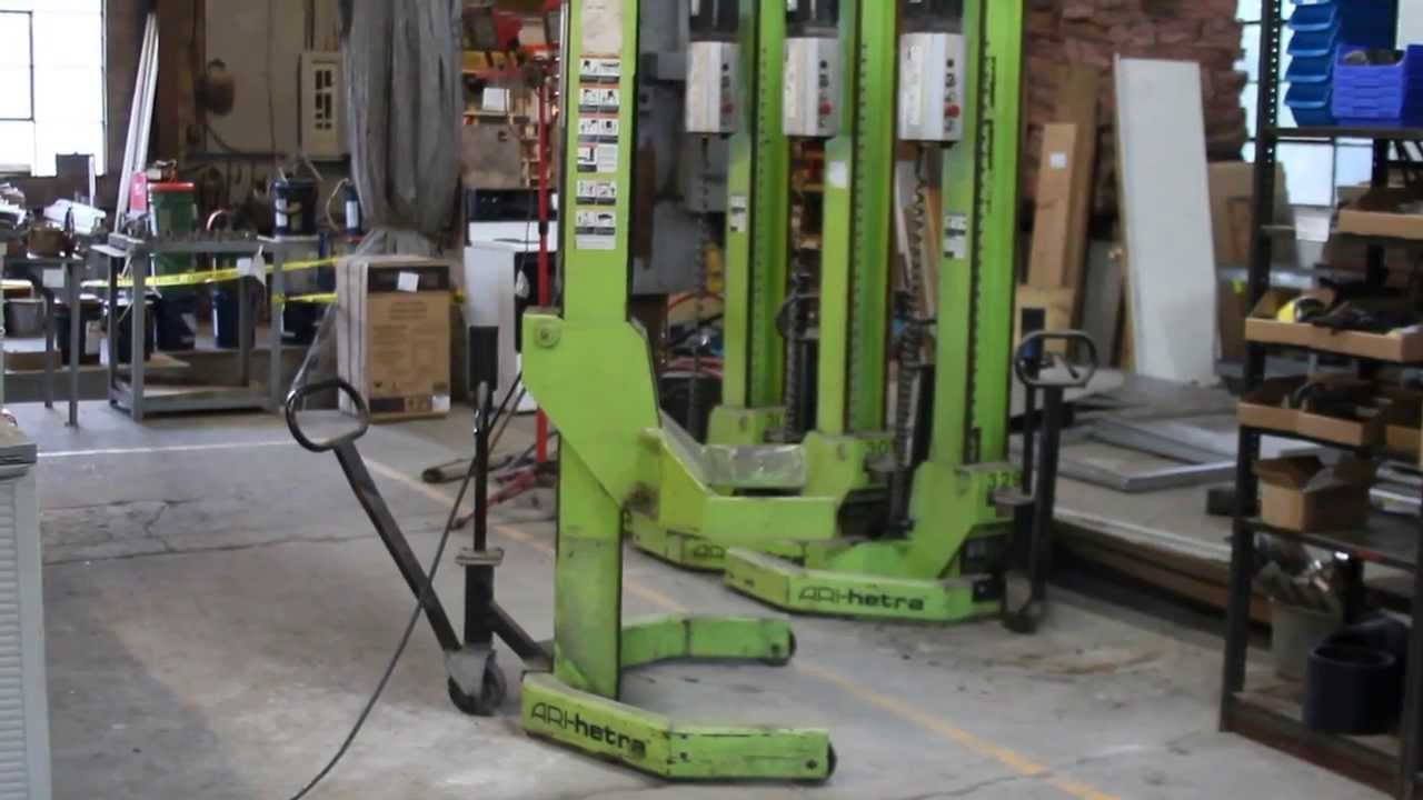 Lot 92 Ari Hetra Mobile Lifts - YouTube