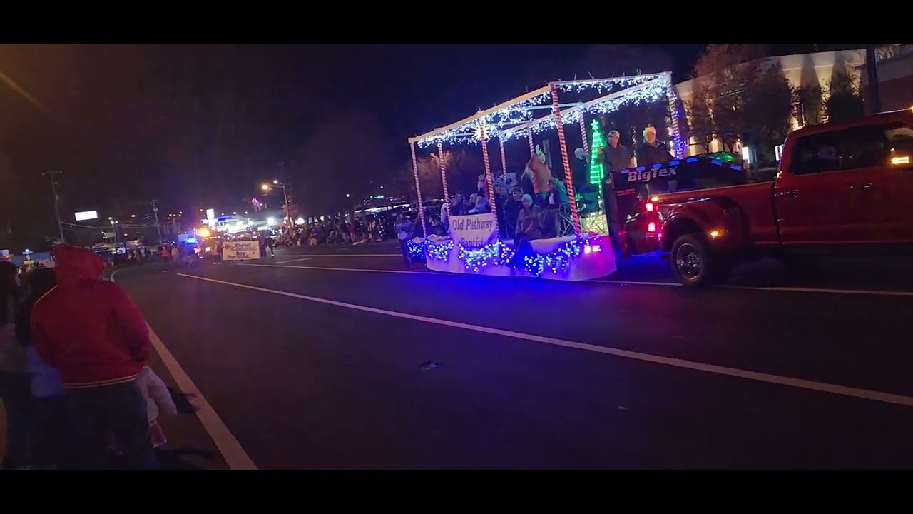 Cleveland TN Christmas Parade 2024 part 2 - YouTube