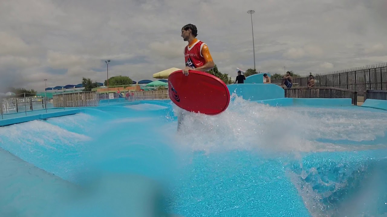 FlowRider Retro Wave at Six Flags Hurricane Harbor Texas Surf Machine ...