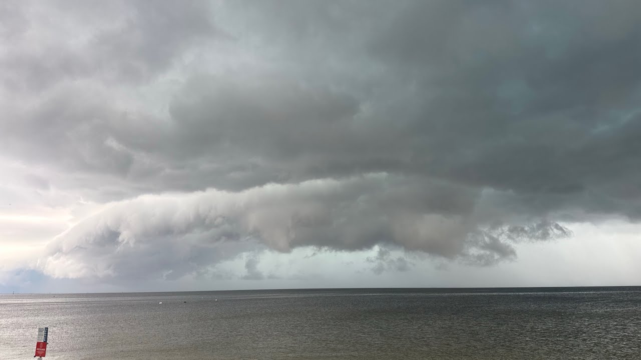 Strong thunderstorm Heavy Rain St. Petersburg Tampa Bay North Shore ...