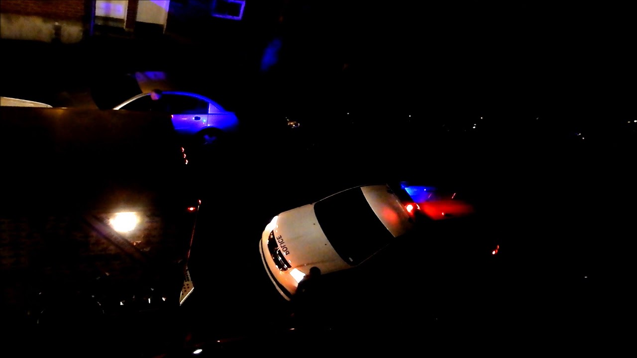 PARAMEDICS & COPS OUTSIDE MY WINDOW - YouTube