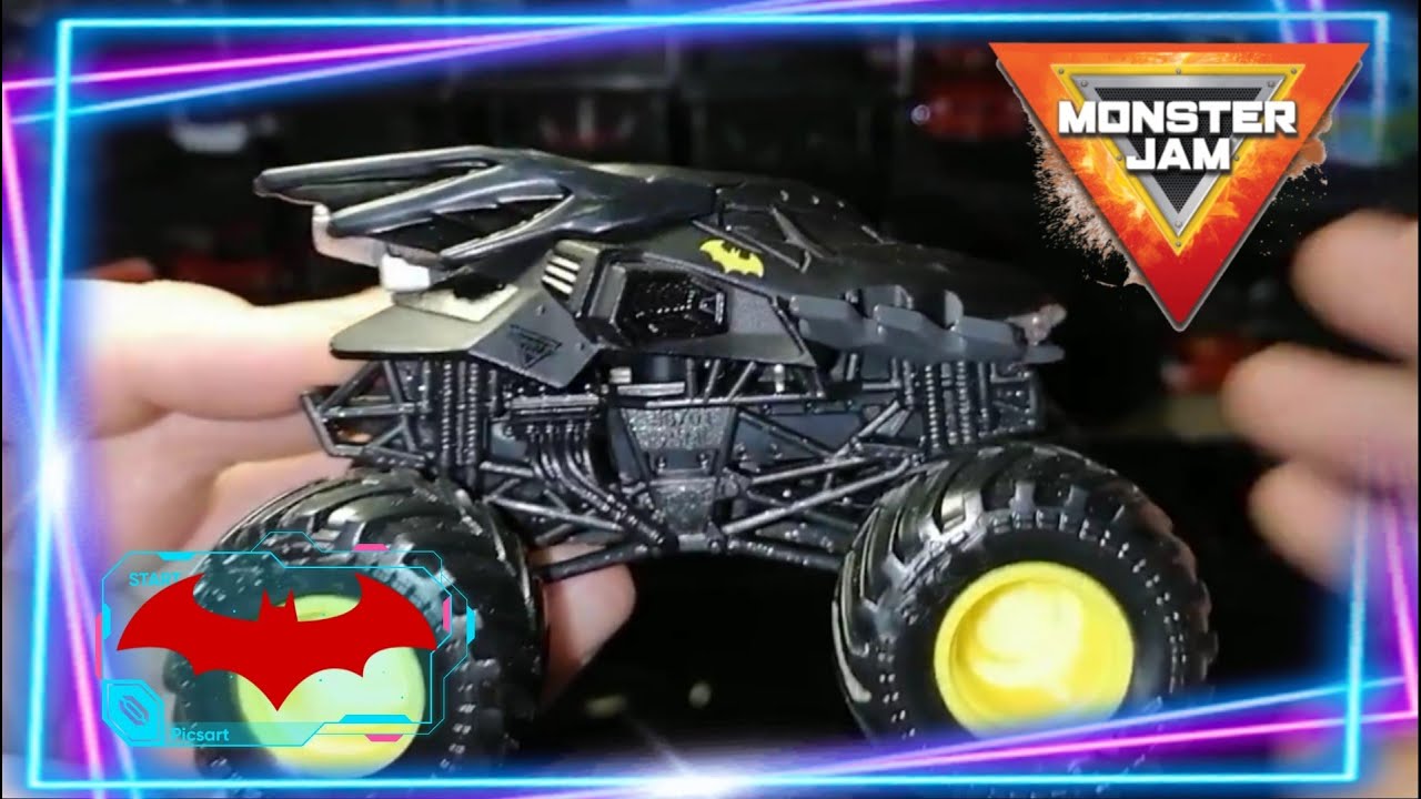 Monster Jam 4X4 Batmobile Batman - YouTube