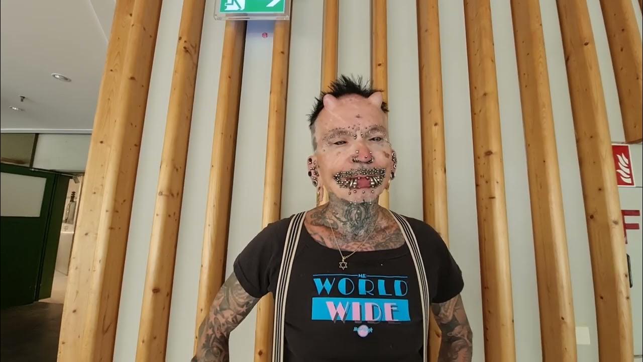 Rolf Buchholz Der Meist Gepiercte Mann Der Welt 561 Körperpiercings