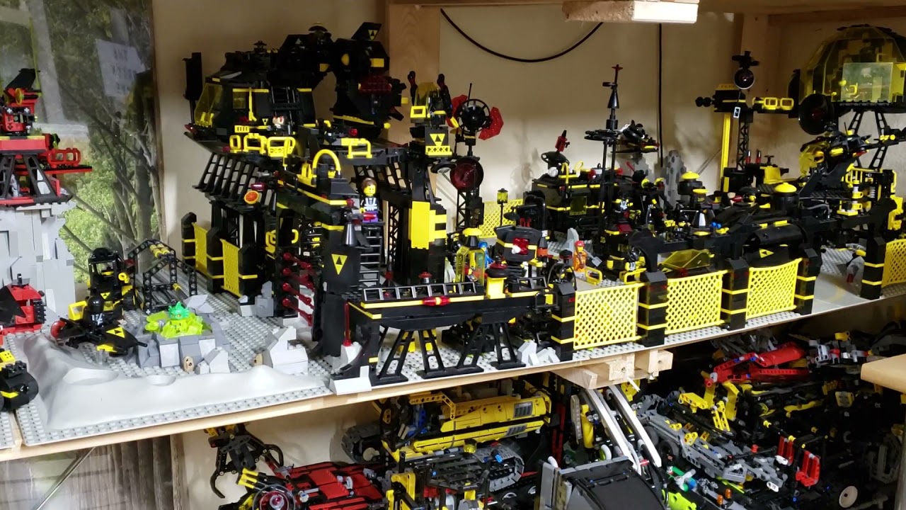 Lego Blacktron Base - YouTube