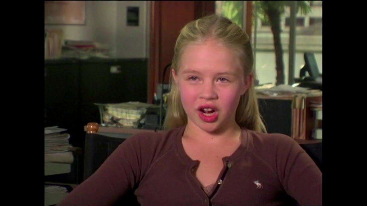 Medium - Season 7 Extras: Memories of Medium ~ Clip 02 Sofia on Ariel ...