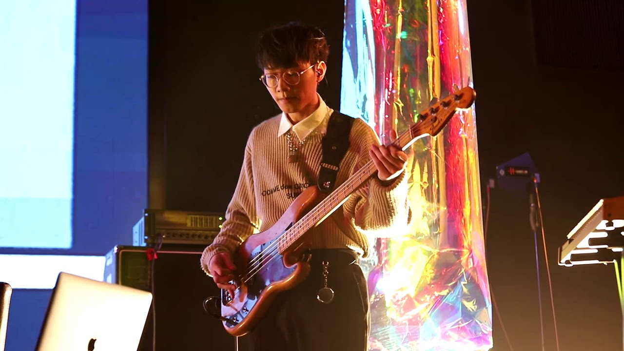 Fire Loop(李沂邦focus) - 傻子與白痴 @Modern Sky Lab Kunming 29/12/2019 - YouTube