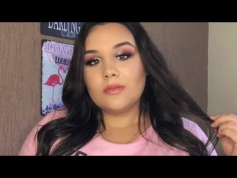 Pele usando apenas RUBY ROSE