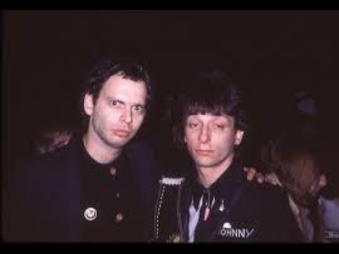 Johnny Thunders&Wayne Kramer(Gangwar) - Chicago,11/08/1979. - YouTube