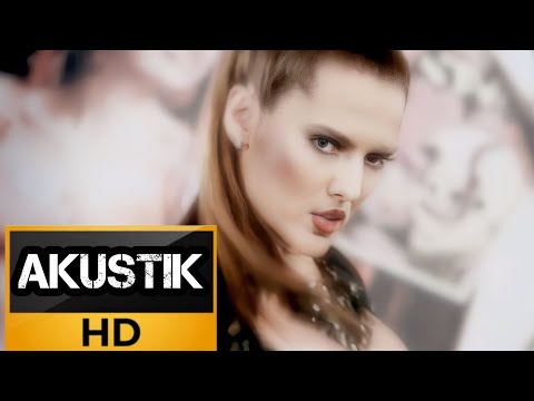 Demet Akalın 2010 Umutsuz Vaka Piyano Versiyon (Remastered 4k)