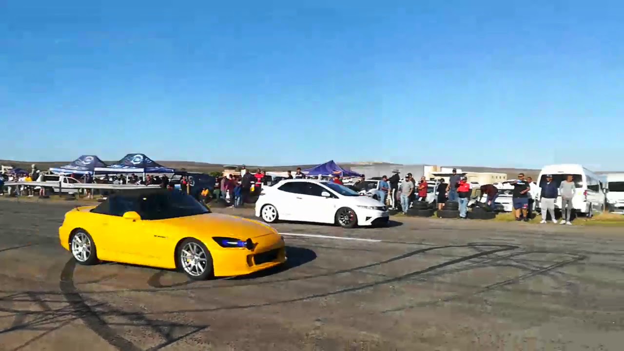 S200 vs type R fn2 800m drag - YouTube
