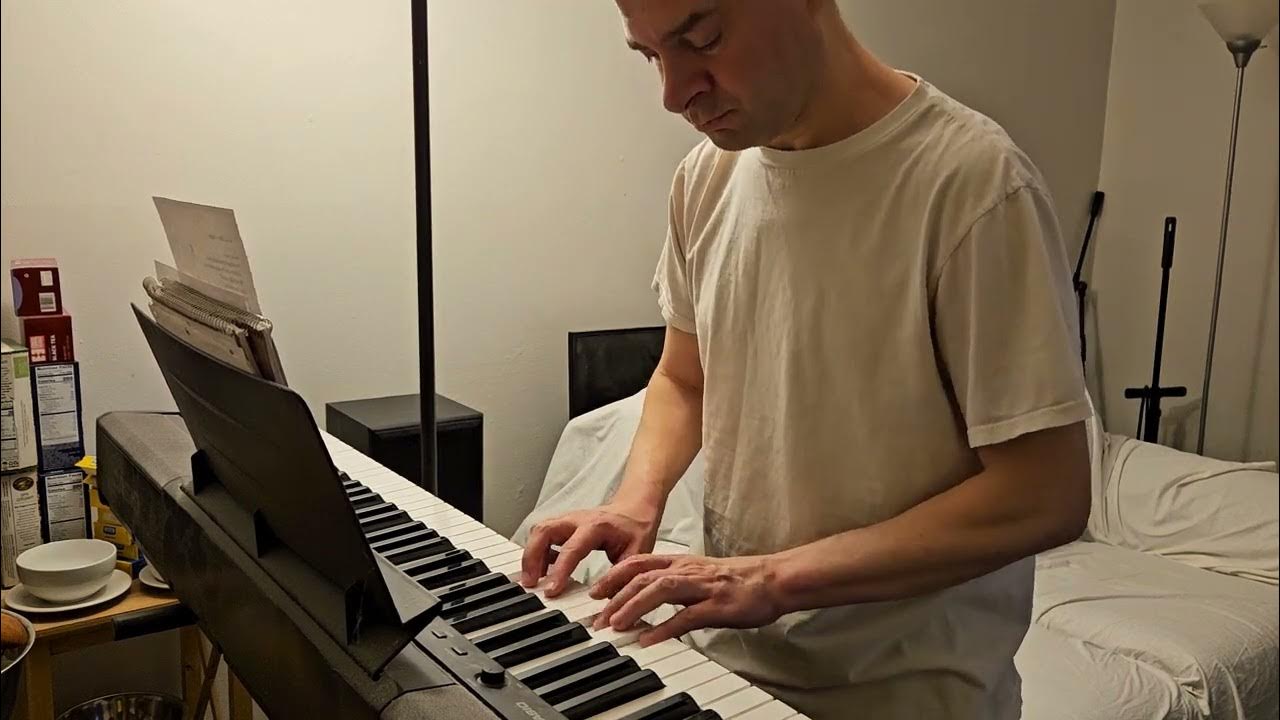 B minor guitar riff with keyboard overlaid - YouTube