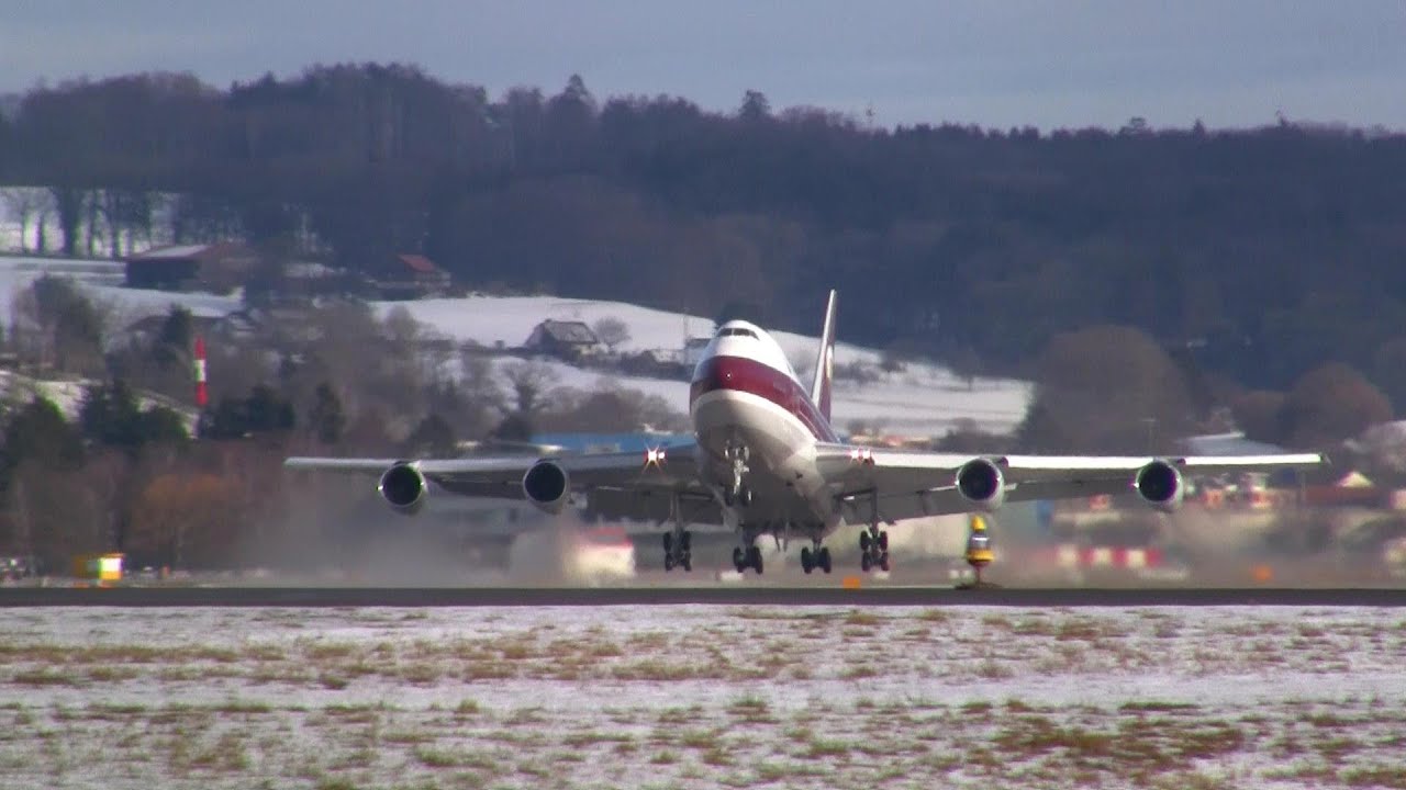 Worldwide Aircraft Holding VP-BAT Boeing 747SP take off runway 28 at ...