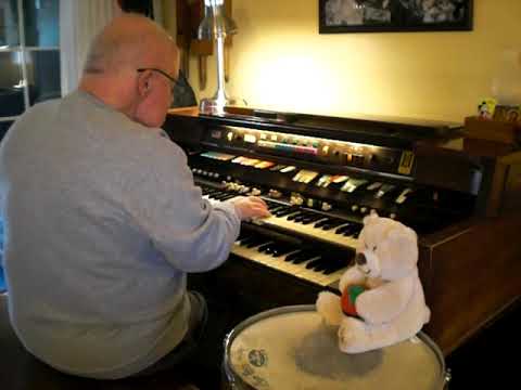 Mike Reed plays 2 great marches on his drum and Hammond Organ - YouTube